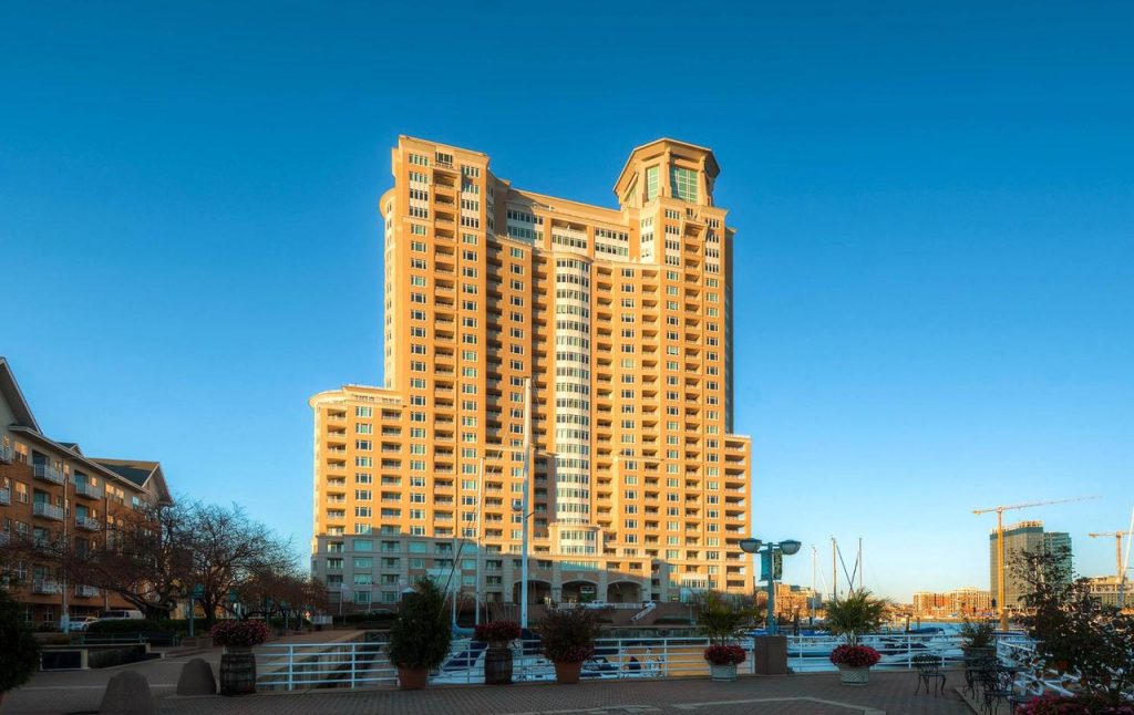 Home - The HarborView Towers